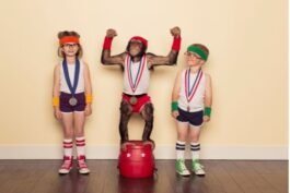 How Strong is a Chimpanzee - Chimpanzee Strength - Zooologist